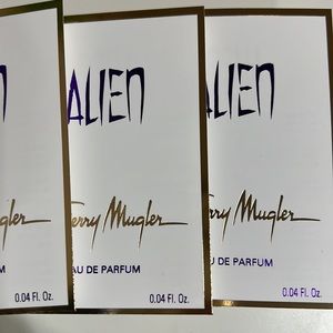 Mugler | Makeup | Mugler Alien Sample Set Of 5 | Poshmark